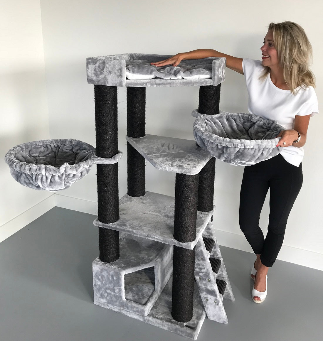 Cat Tree for large cats Corner Cat XXL (Blackline Light Grey ...