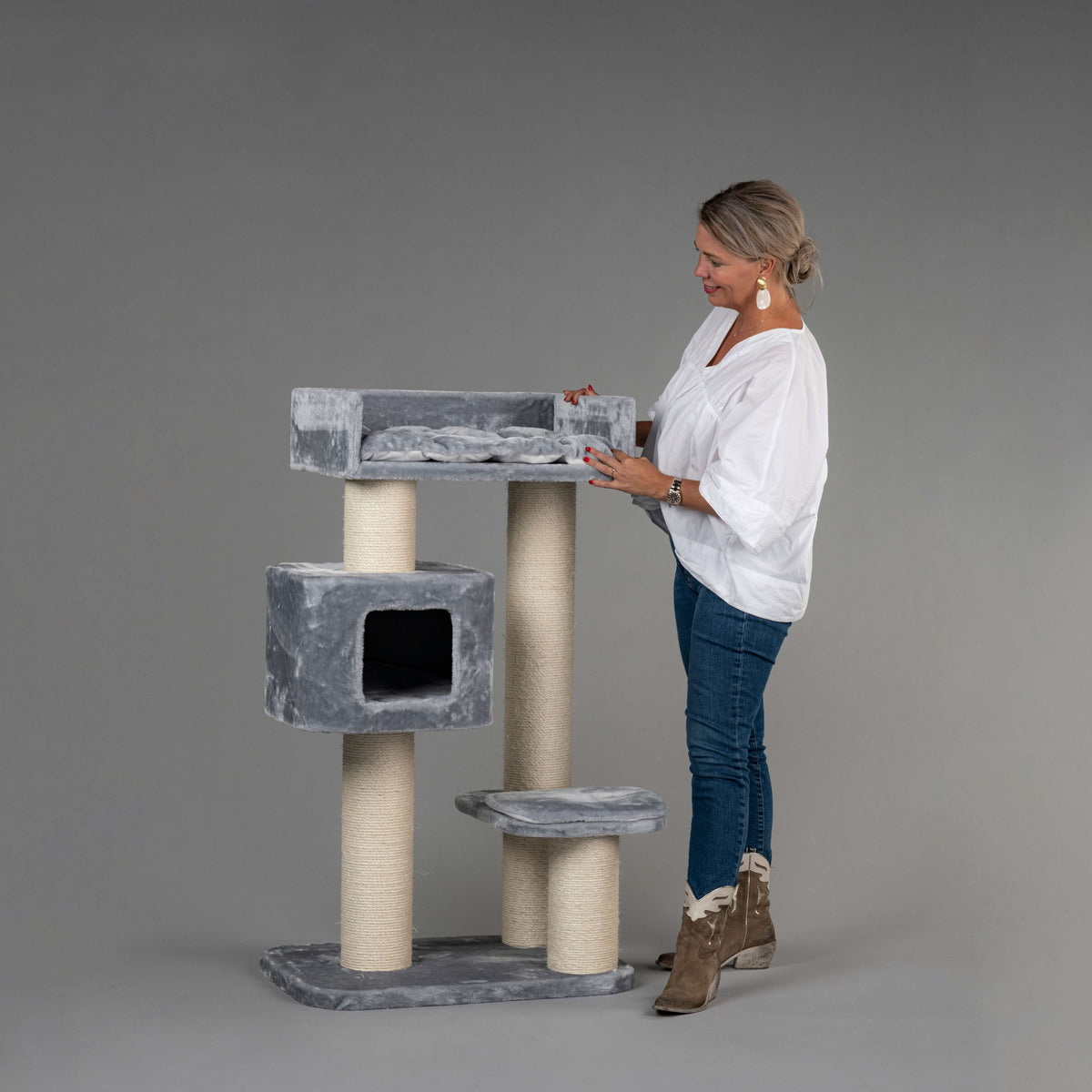 Cat Tree for large cats Big Cat Palace (Light Grey) - CatTreeKing USA ...